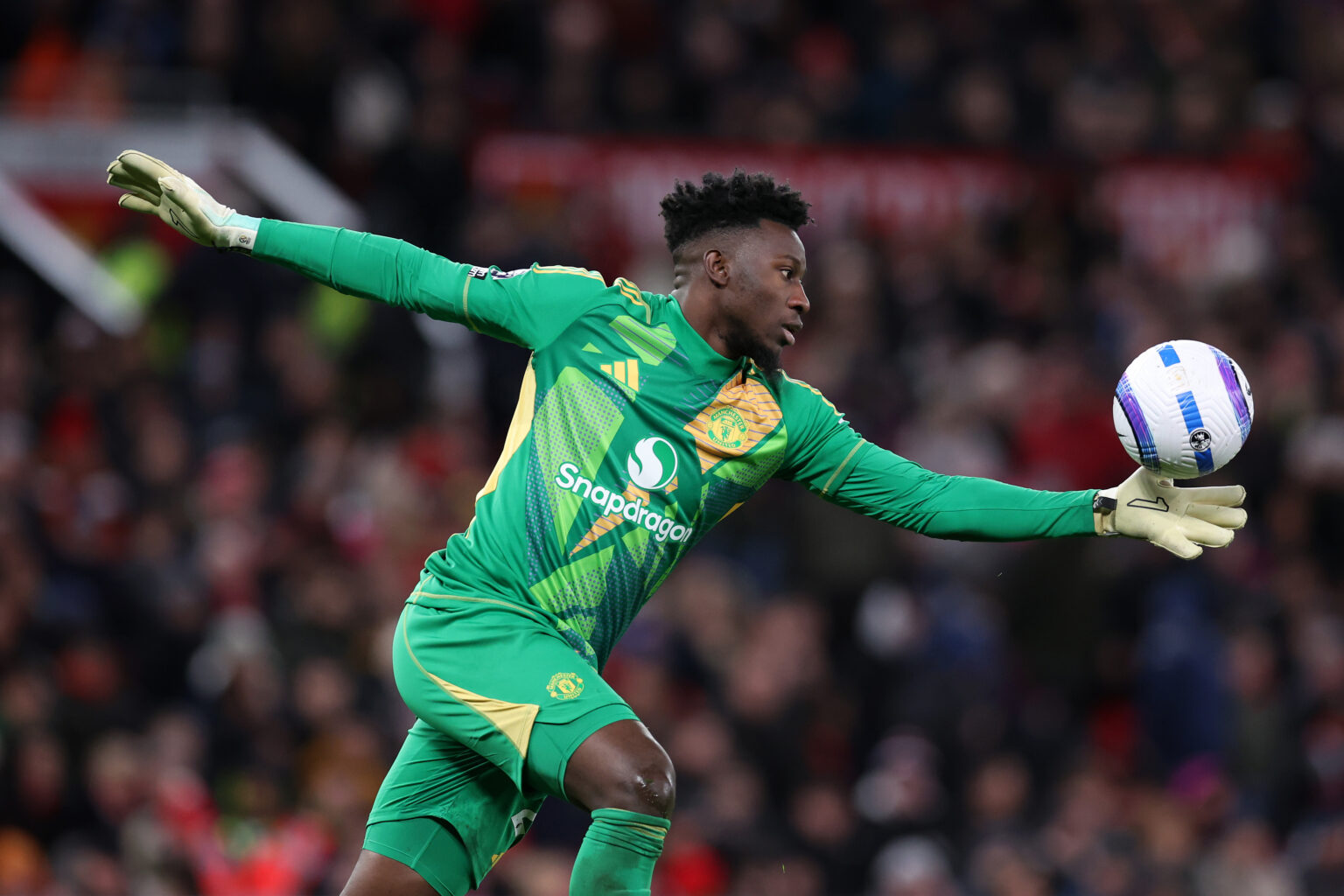André Onana: Man U's Man Between the Sticks - HOOLIGAN SOCCER
